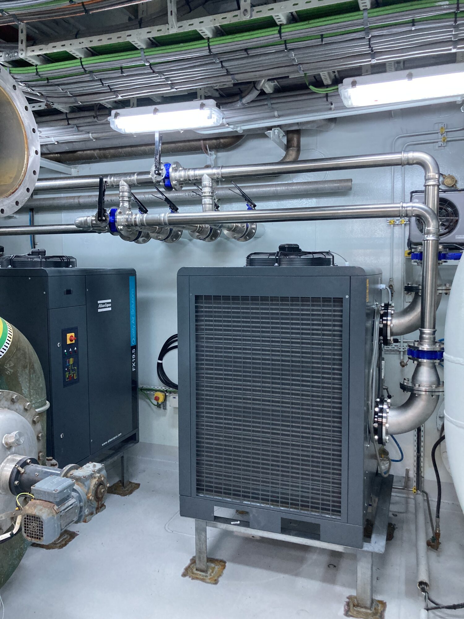 Dryers installation and pipework - GeneratedAir